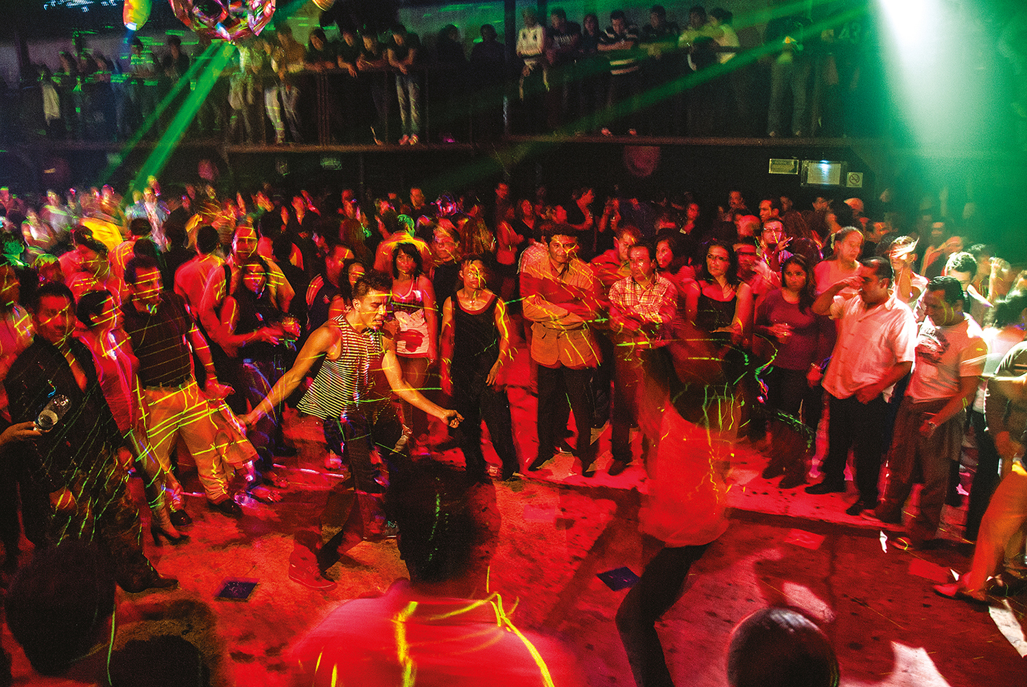 Los mejores antros baratos de la CDMX